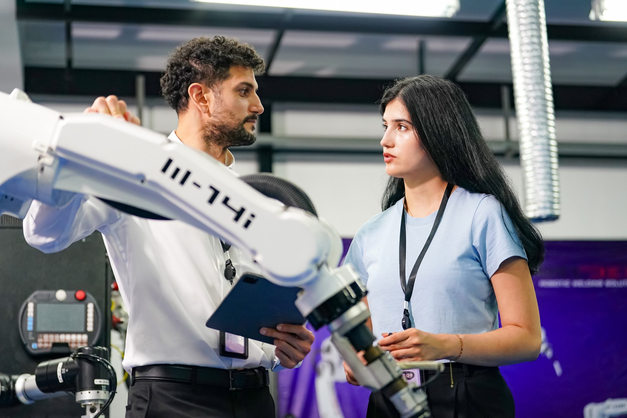 Girls in Robotics: Breaking Stereotypes and Leading the Future ...